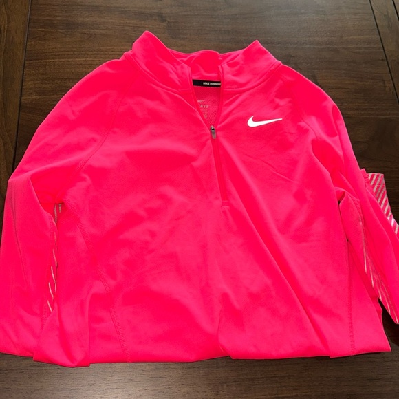 Nike | Tops | Nike Womens Running Dry Fit Reflective Top | Poshmark
